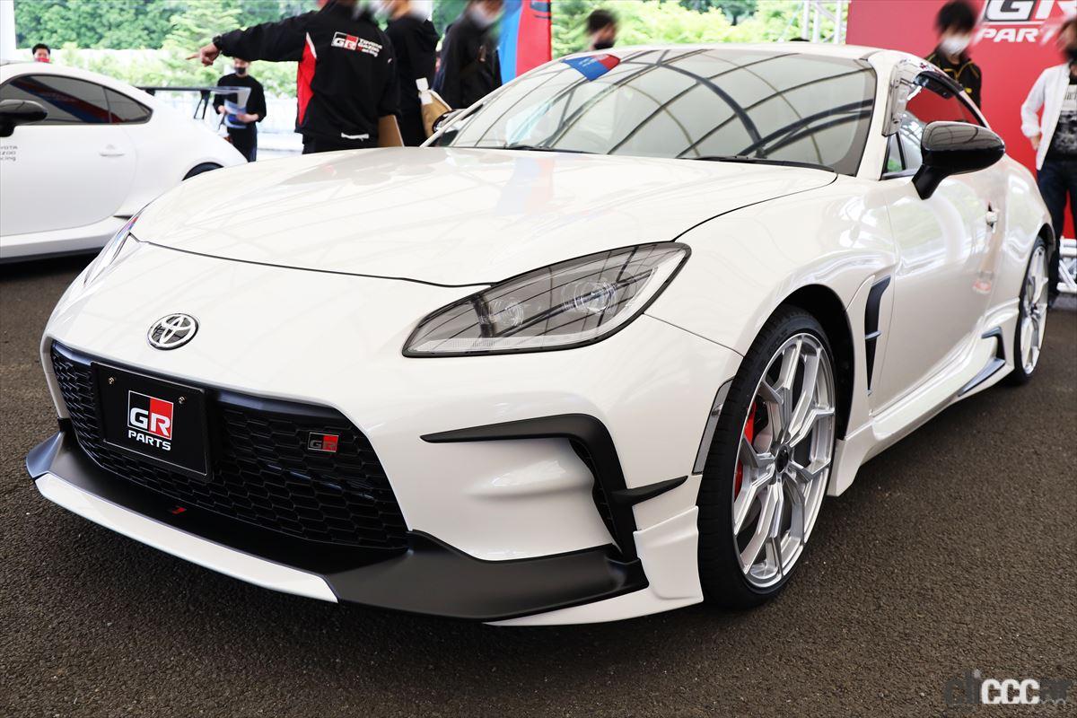 コンセプトモデルのためのコンセプトモデル!? 新型GR86にワイドボディなどを装着した超過激モデルが登場【FUJI 86 STYLE with ...