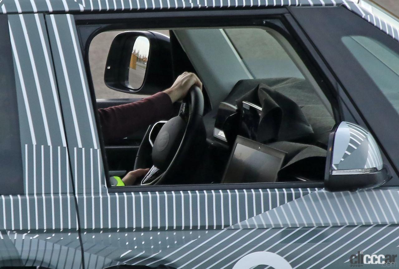 VW ID.Buzz 17 画像｜42年ぶり復活！令和のワーゲンバス、乗用車版を初スクープ＆車内も激写！ | clicccar.com