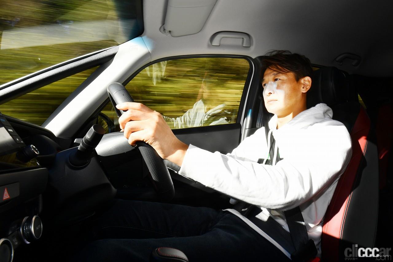 YujiIde_fitmodulox_28 画像｜実効空力エアロパーツが効く！普通のフィットが「モデューロX」になるとバランス良くスポーティに ...