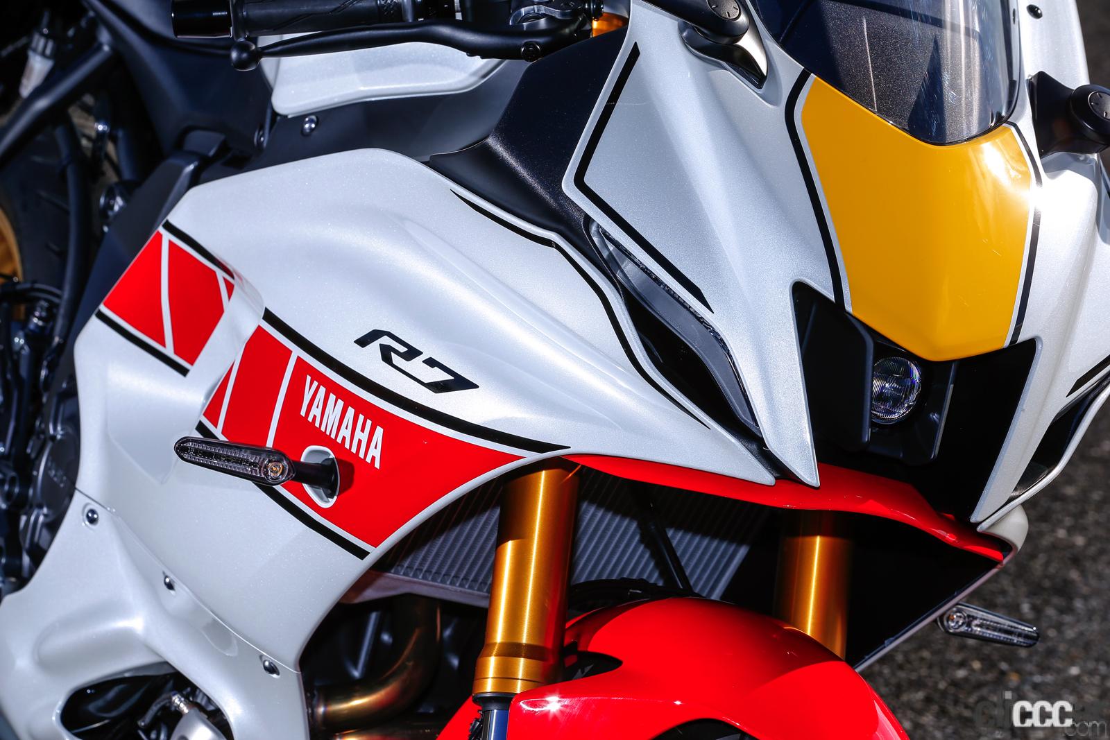 2022_yamaha_yzf-r7_43 画像｜ヤマハ「YZF-R7」ついに発売！誰でも扱える700cc・2気筒のスーパースポーツが2022年2月に登場 | clicccar.com