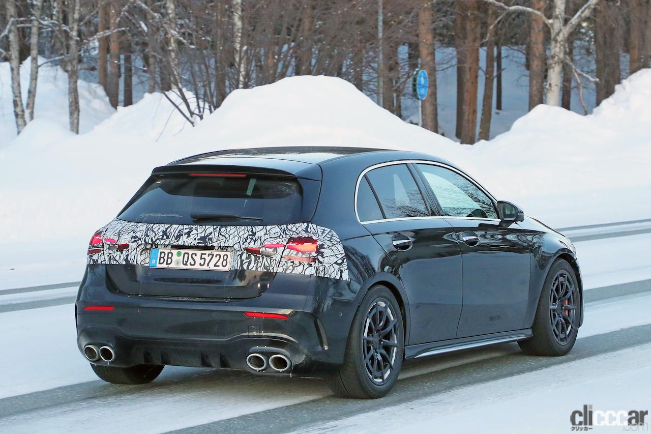 Mercedes AMG A45 facelift 22 画像｜メルセデスAMG A45、タッチパッドを排除したキャビンを激写 ...