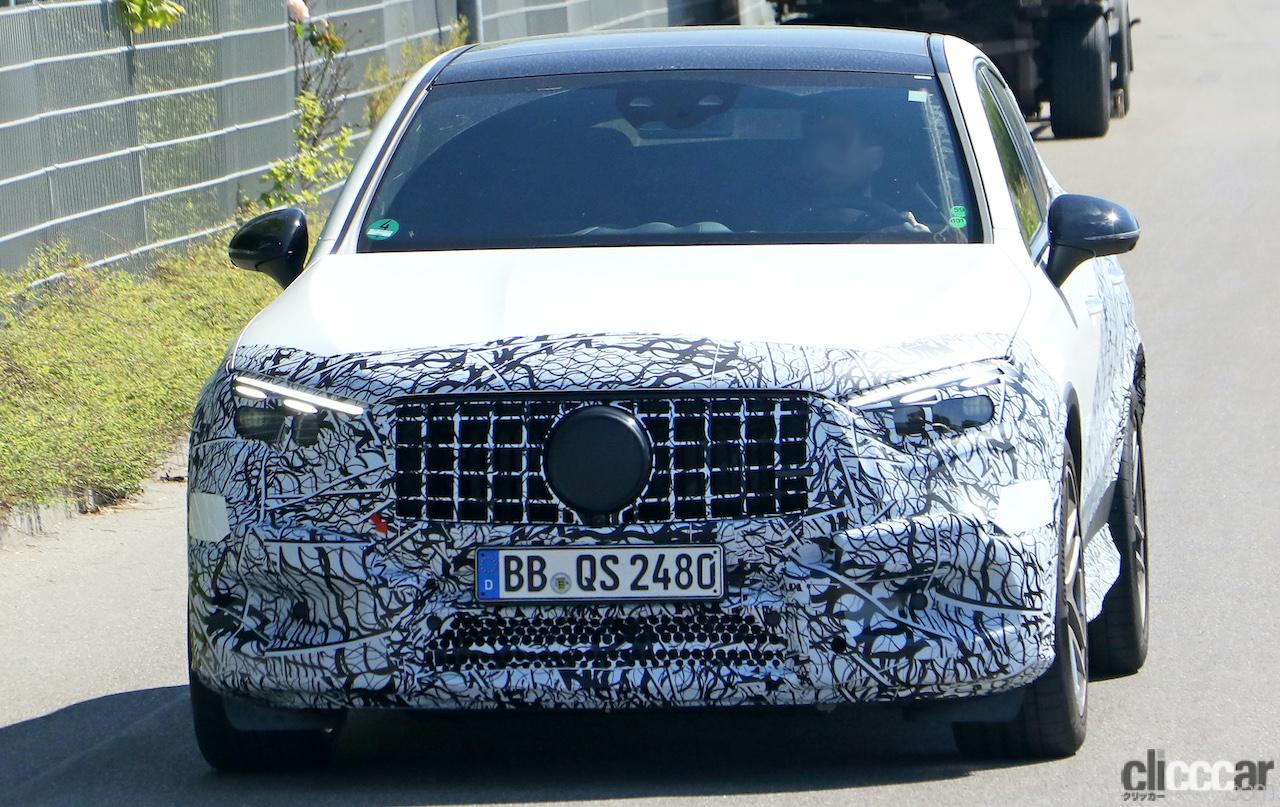 メルセデスAMG「GLC43クーペ」新型、直4を電動化で400馬力に | clicccar.com