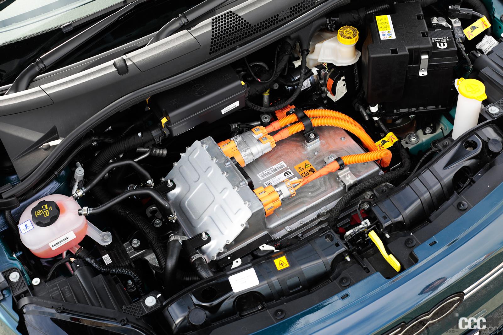 kosuge_500_07 画像｜「かわいい電気自動車！」菅沢こゆき×フィアット500e【注目モデルでドライブデート!? Vol.138】 | clicccar.com