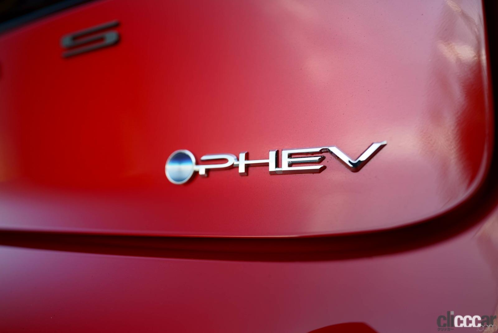 Prius_@Sodegaura-20230131-110145 画像｜トヨタ新型「プリウス」の2.0Lハイブリッドはスポーツハッチ並の速さ、PHEVは速さとEV度合いを兼ね備える ...