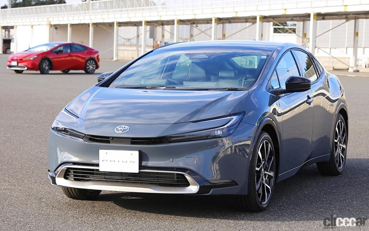 PRIUS_PHEV 画像｜新型プリウスPHEVの実力をサーキット試乗で確認。公道でのHEVの実力は？ | clicccar.com