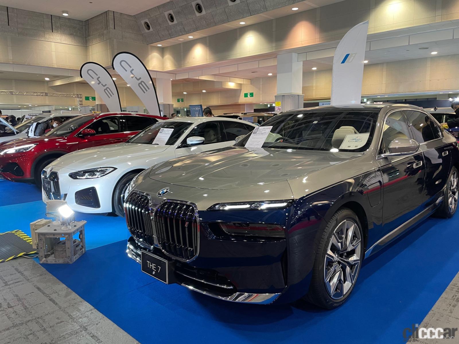 clicccar_OAM_EV_02101 画像｜要注目は「EVゾーン」。BMW、VW、BYD、日産など国内外の最新電気自動車が大集合【大阪オートメッセ2023】 | clicccar.com