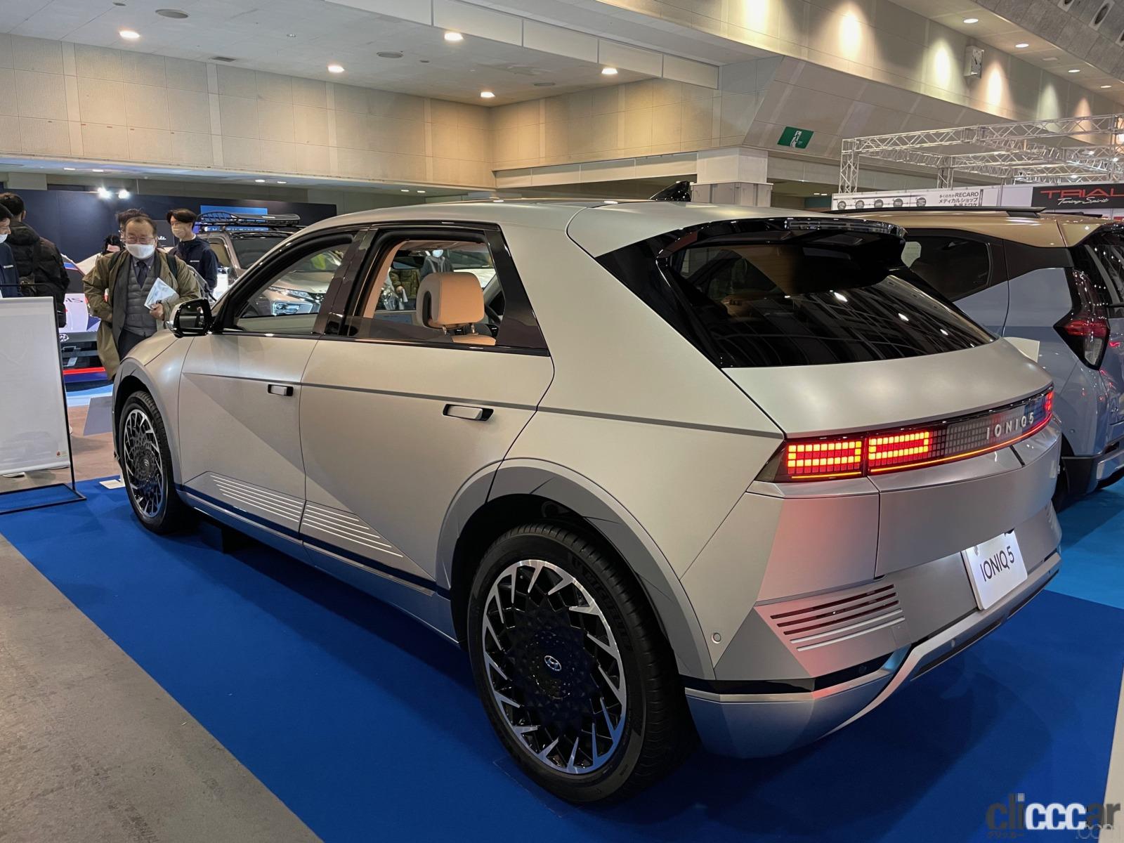 clicccar_OAM_EV_02104 画像｜要注目は「EVゾーン」。BMW、VW、BYD、日産など国内外の最新電気自動車が大集合【大阪オートメッセ2023】 | clicccar.com