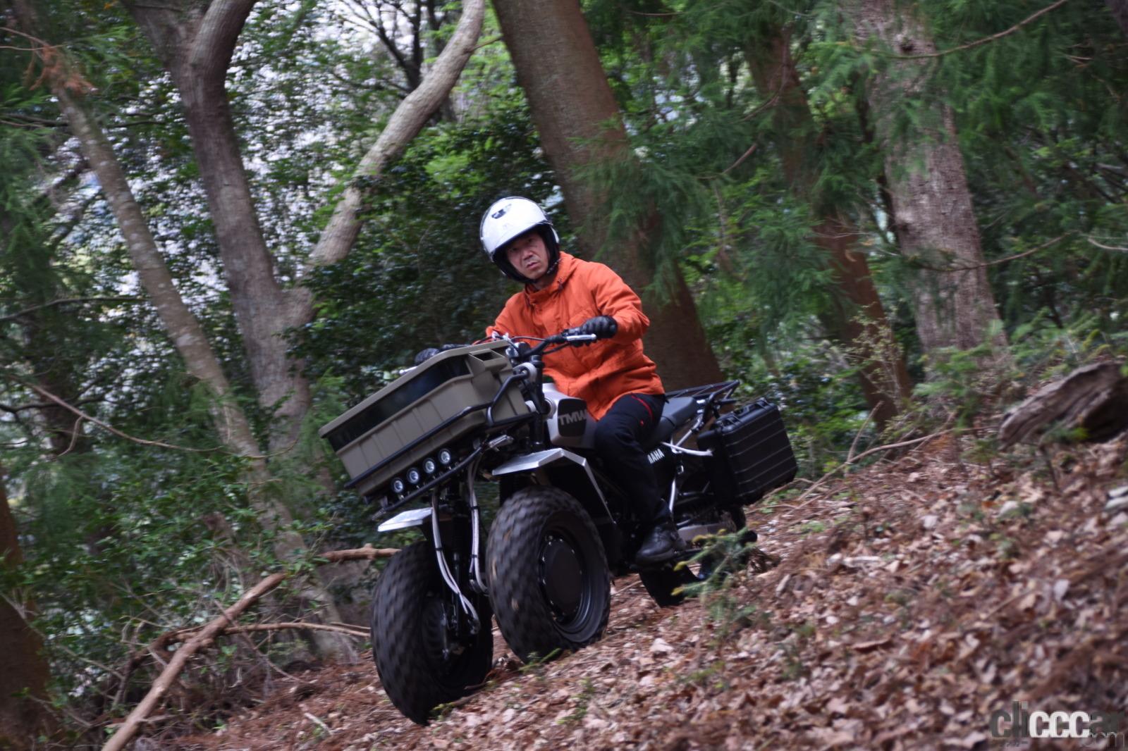BiBeey_TMW_15 画像｜電動モーターだから、YAMAHAだからできたバイクのAWD。未来の2輪と3輪に試乗して驚きの走破性と強い魅力を実感 | clicccar.com