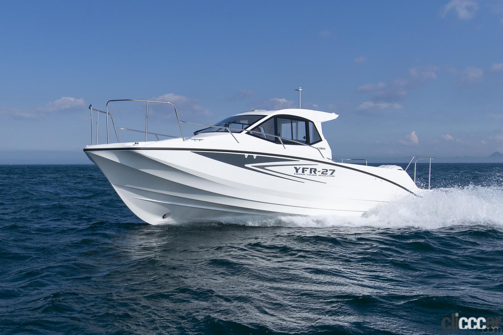 1. YFR27HMEX_run_058（式典用） 画像｜総括！第15回日本ボート・オブ・ザ・イヤー2022大賞は「PRINCESS X95」に。これからは世界へ発信 | clicccar.com