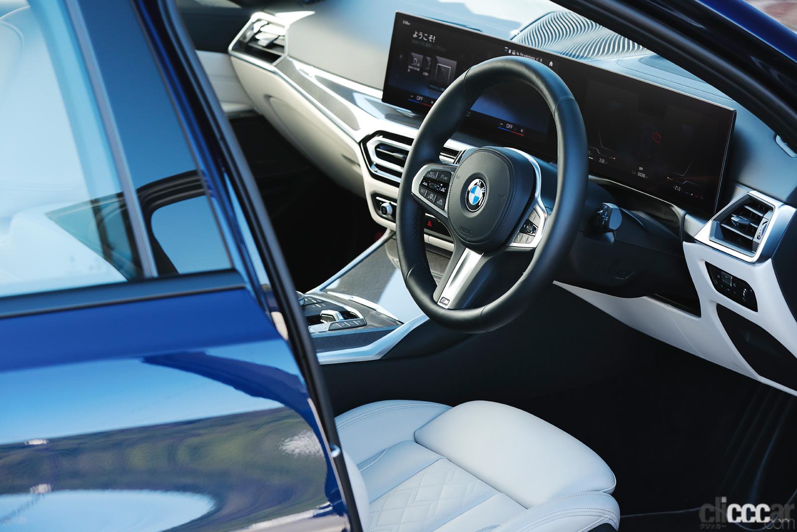 aoneko_BMW3_005 画像｜「BMWに乗っていると、モテる？」蒼猫（あおねこ）いな×BMW3ツーリング【注目モデルでドライブデート!? Vol.167】 | clicccar.com