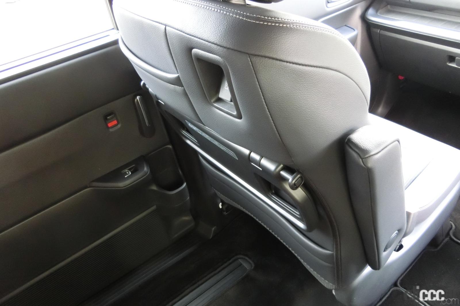 st12 ut 11-2-2 seat back table with convenience hook left side retract ...