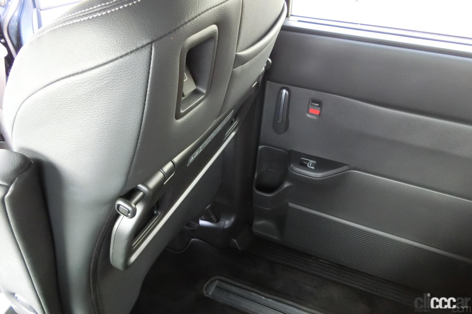 st12 ut 11-3-2 seat back table with convenience hook right side retract ...