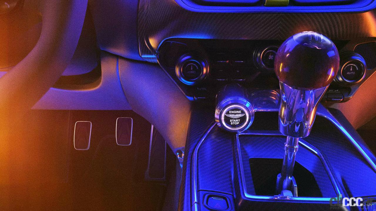 アストンマーティンのマニュアル愛がスゴい。「Valour（ヴァラ）」以降もMTを継続!? | clicccar.com