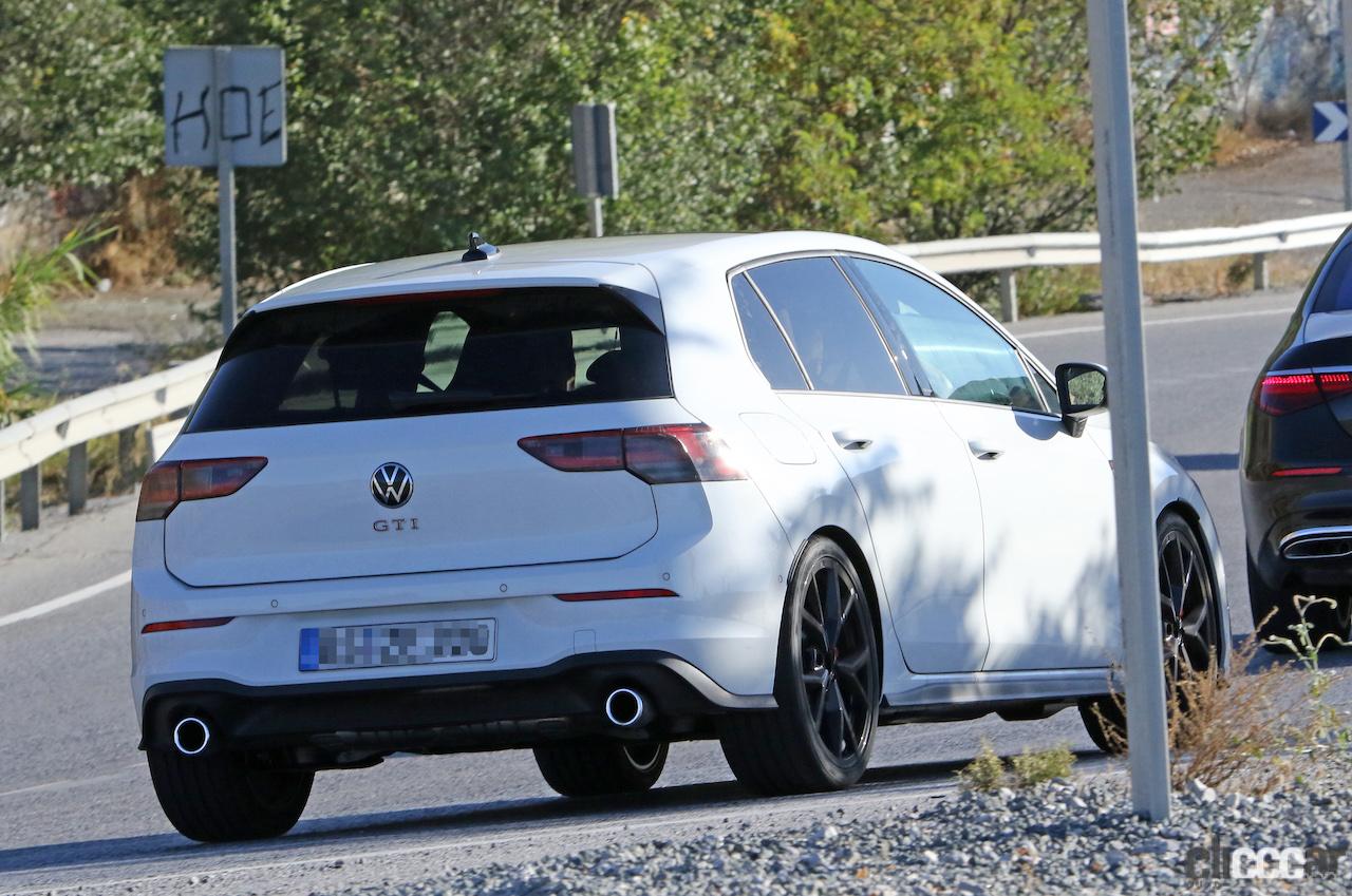VW Golf GTI facelift 16 画像｜これが本当の最後!? ゴルフGTI最後の6速MT＆内燃機関を搭載する「アニバーサリーエディション」が発売？ | clicccar.com