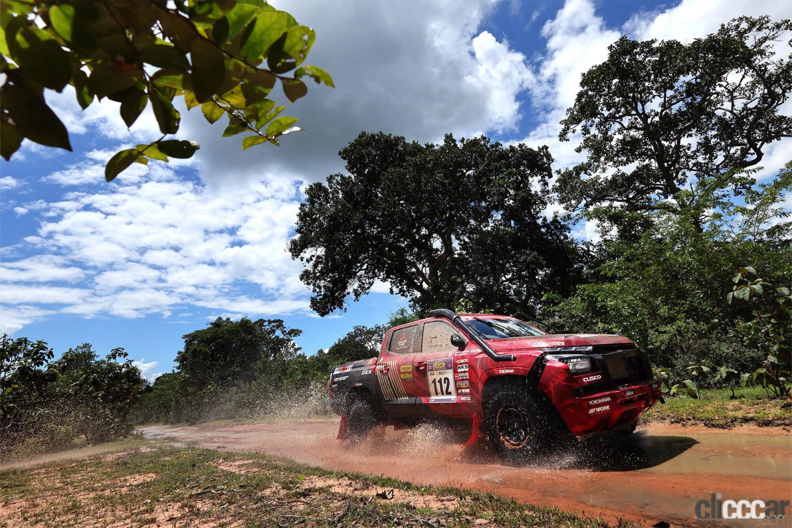 clicccar_2024_jrpa_007 画像｜レースってかっこいい！と思えるJARPAの写真展が必見な3つの理由 | clicccar.com