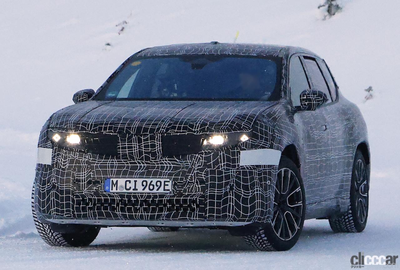 BMW iX3 16 画像｜BMW「iX3」後継モデル内部を激写！ ARグラフィック「BMWパノラミック・ビジョン」初採用へ | clicccar.com