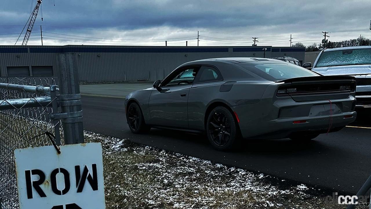 dodge-charger-daytona-rear-view 画像｜マッスルカーも電動化の時代。EV化されるダッジ「チャージャー」次期型は ...