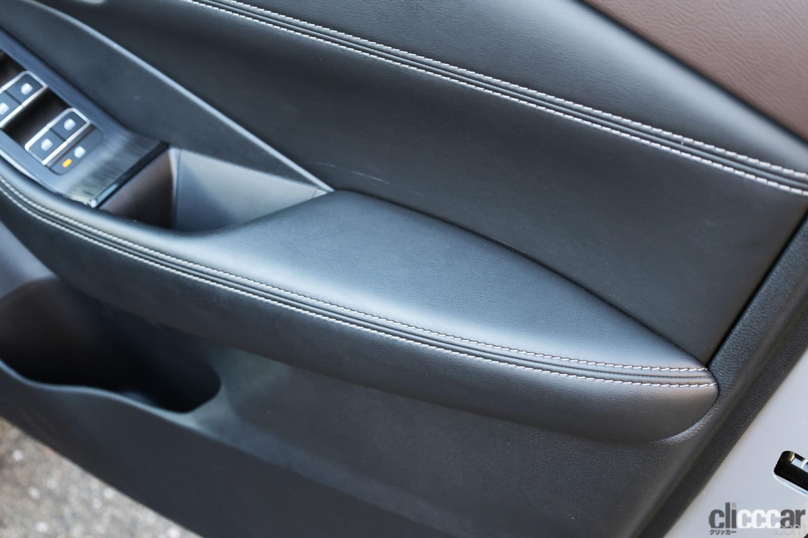 xt10 utility 14-6 door trim arm rest 画像｜4代めエクストレイルの先進デバイス操作「e-Pedal ...