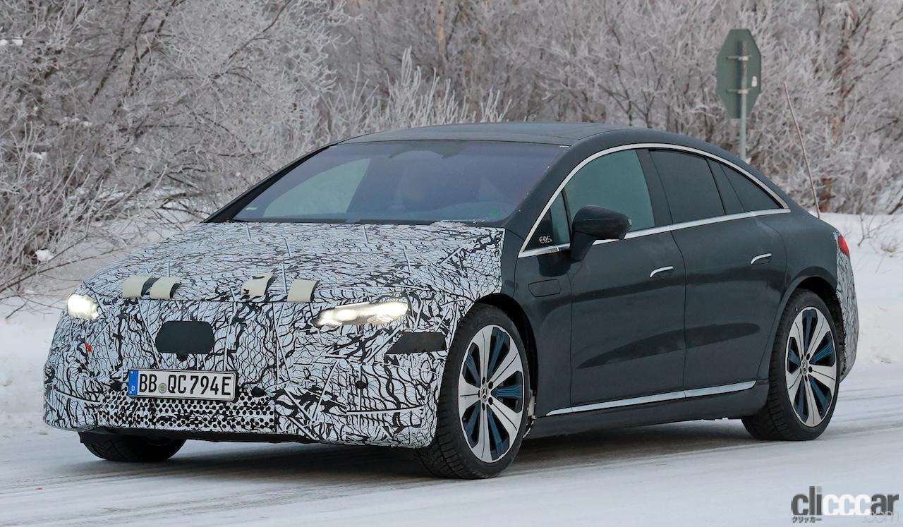 Mercedes EQS facelift 20 画像｜コクピットも激写！ メルセデス・ベンツの旗艦EVサルーン「EQS」改良型、内外を大刷新 ...