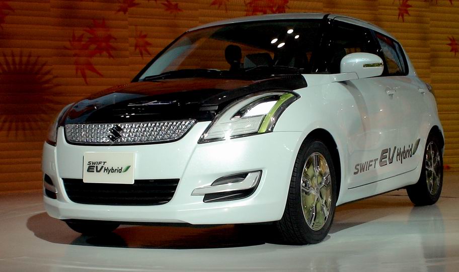 swift_ev 画像｜ガソリンエンジン最高燃費の心臓部を持つEVハイブリッド【東京モーターショー】 | clicccar.com