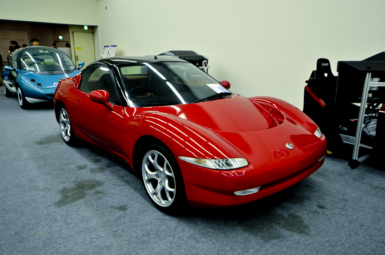 RX-01のドアノブはFDのモノ!? マツダ保管のコンセプトカーなどのRE車を見学！【歴代ロータリー車ミーティング2017 ...