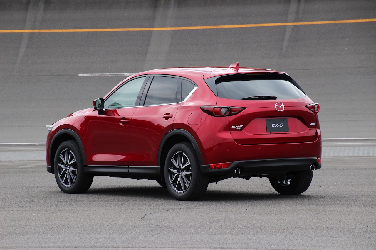 【新型マツダ・CX-5試乗】待望の2.5Lガソリンターボは鋭い加速が魅力。2.2Lディーゼルにはクラス唯一の6MTを新設定 | clicccar.com(クリッカー)