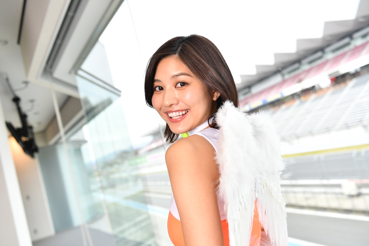 MFGエンジェルスで人気爆発！林ゆめちゃんはRQ大賞新人賞グランプリで芸能活動親バレ!? 【モーターファンフェスタ2019 ...